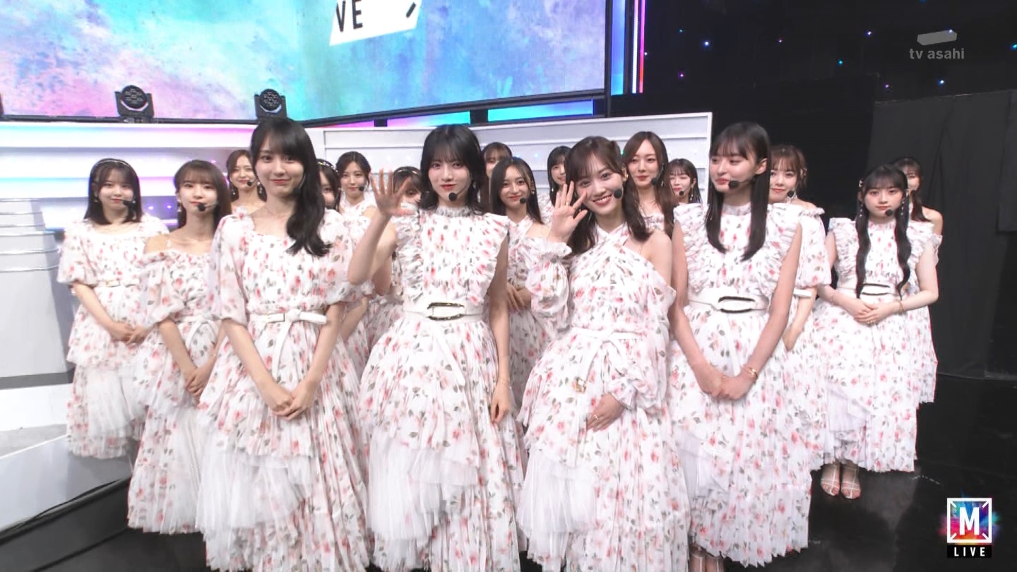 【乃木坂46】mステ集合写真、目がいくのは・・・ Saaaka